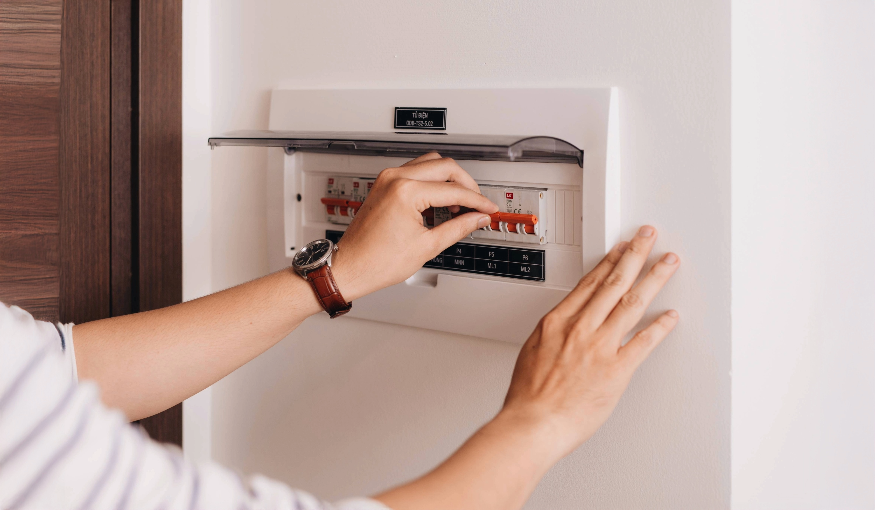 Electrical Safety 101: When to Call a Pro Instead of DIY